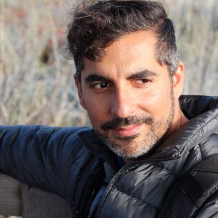 10 Best Male Audiobook Narrators of All Time | Top 10 Male Storytellers