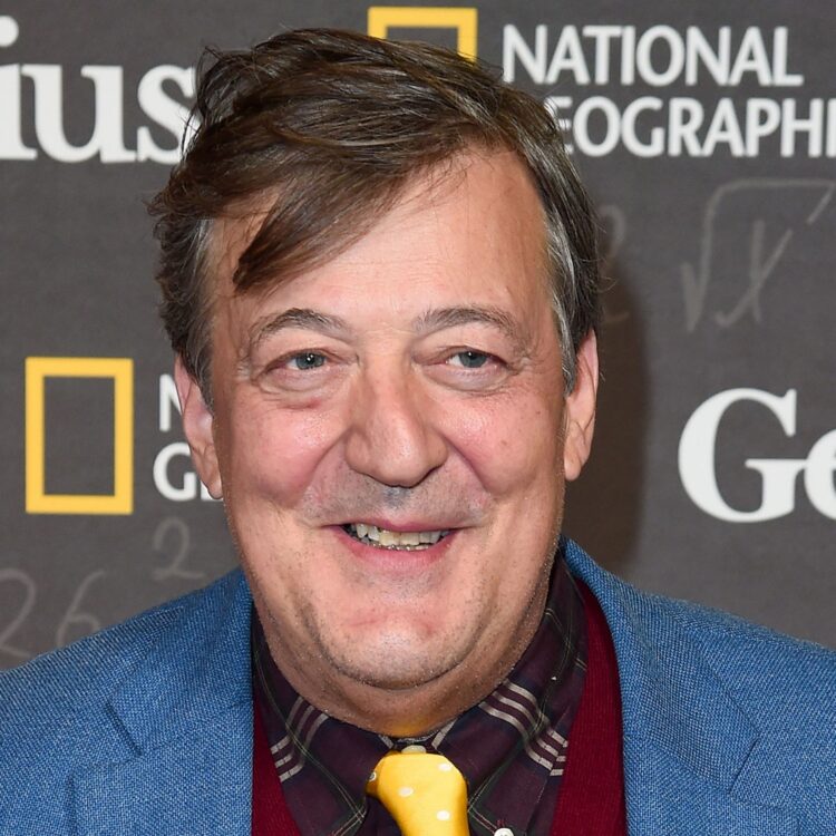 10 Best Male Audiobook Narrators of All Time | Top 10 Male Storytellers