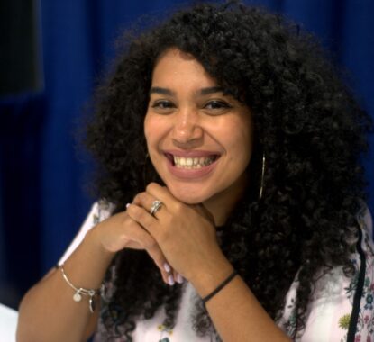 10 Best Female Audiobook Narrators of All Time - GoBookMart