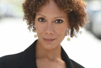 10 Best Female Audiobook Narrators of All Time - GoBookMart