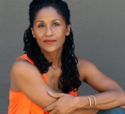 10 Best Female Audiobook Narrators of All Time - GoBookMart