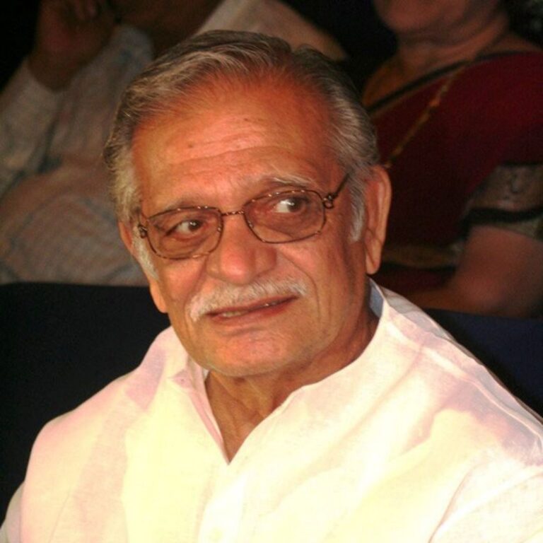 Hindi Poetry: 15 Famous Hindi Poets Of All Time - GoBookMart