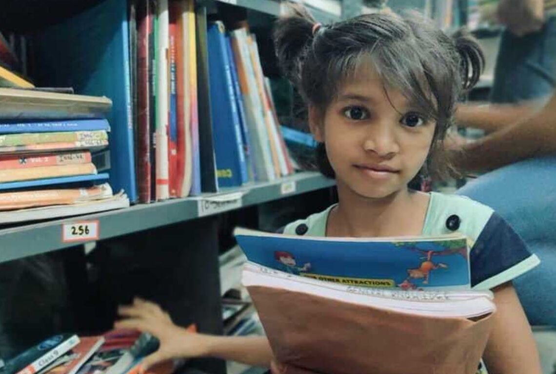 About us - GoBookMart