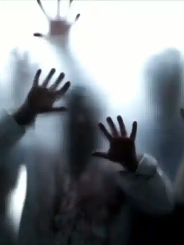 Top 10 zombie comics - GoBookMart