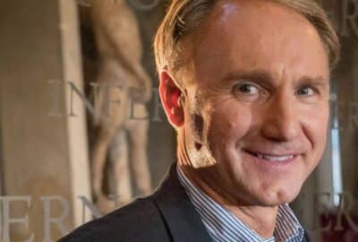 Biography of Dan Brown | Life and Career - GoBookMart