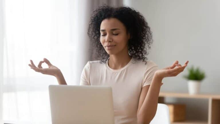 Benefits of Living in the Present Moments and Enjoying Life