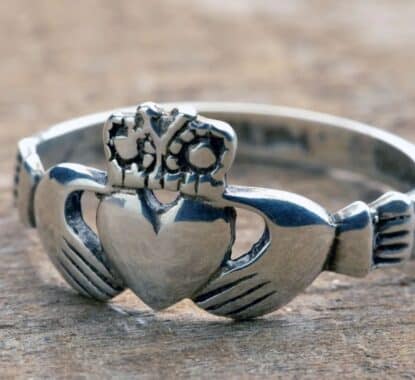 20 Most Iconic Symbols in Different Cultures - GoBookMart