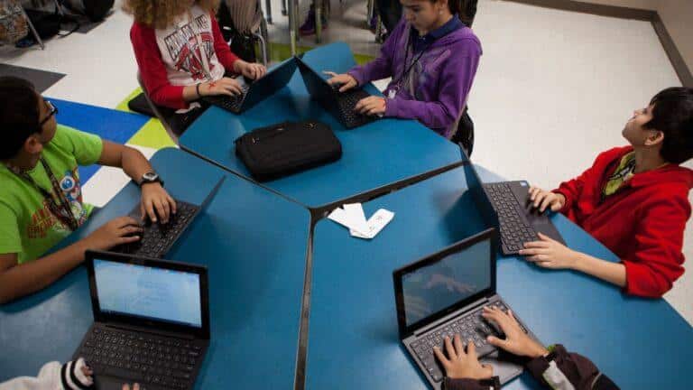 Why Some Teachers Are Against Technology In Education