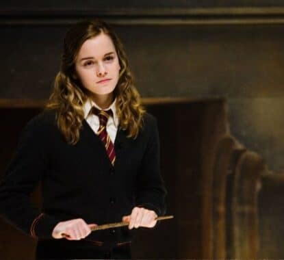 10 Most powerful Witches in Fictional world - GoBookMart