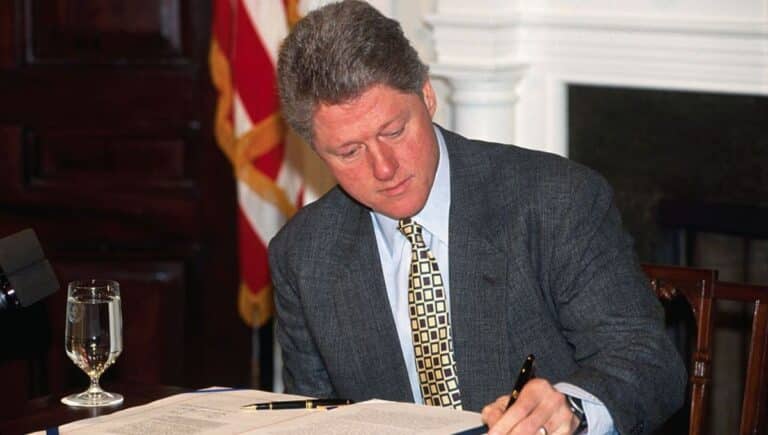 Major Historical Events on February 12- Today in History - GoBookMart