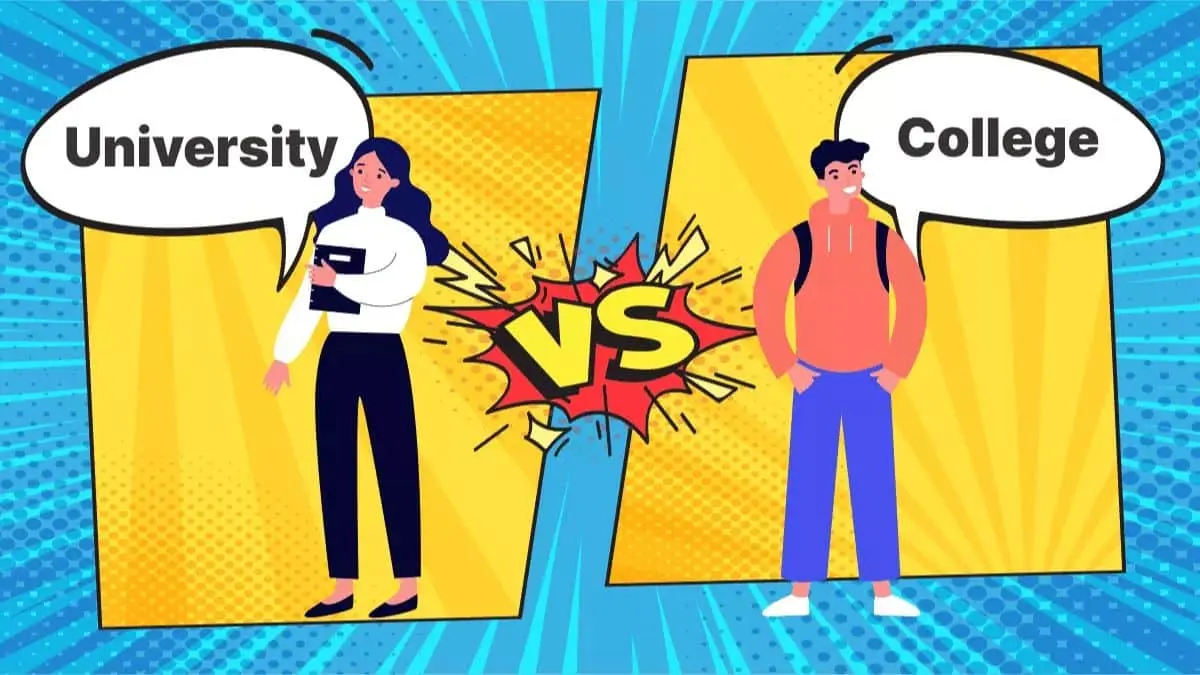 Difference Between College and University - Gobookmart